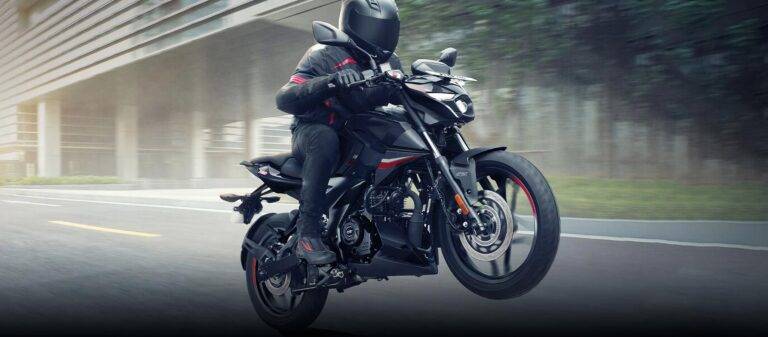 All-New Bajaj Pulsar N160 Launched, Currently Available Only In ...